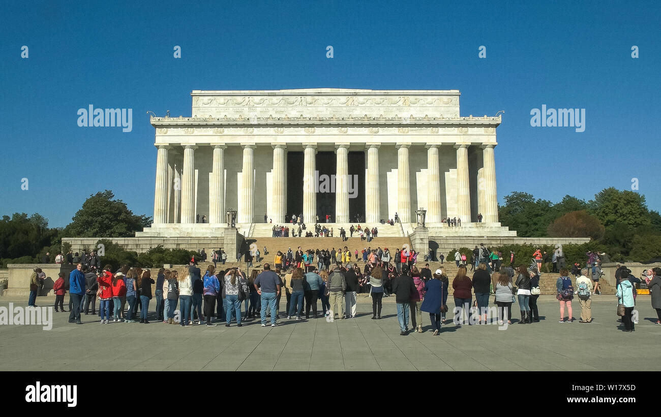 Washington dc lincoln memorial stairs hi-res stock photography and ...