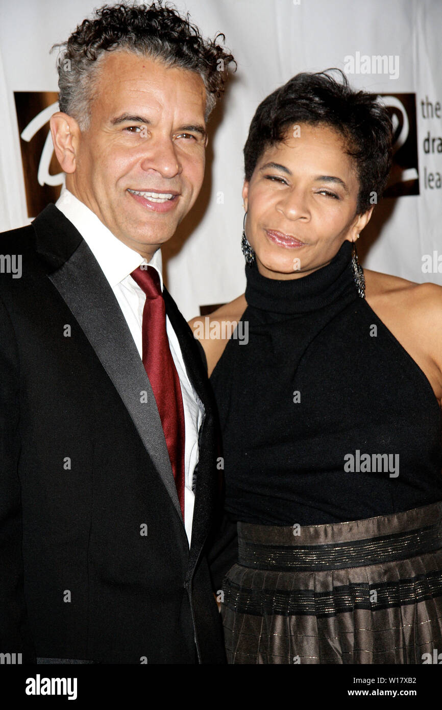Brian stokes mitchell and allyson tucker hi-res stock photography and ...