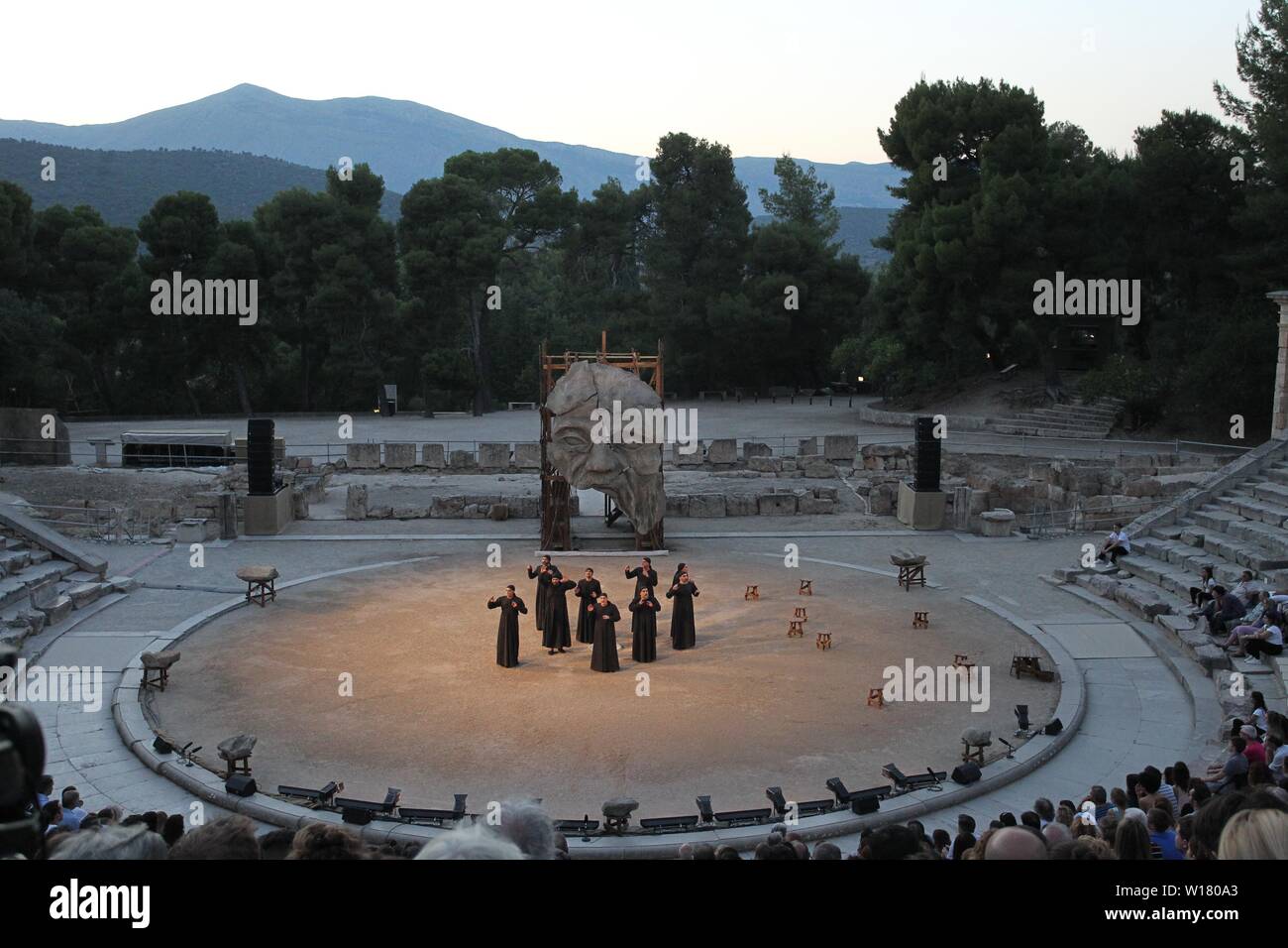 A bold, original concept by the National Theatre of Greece: Oresteia ...