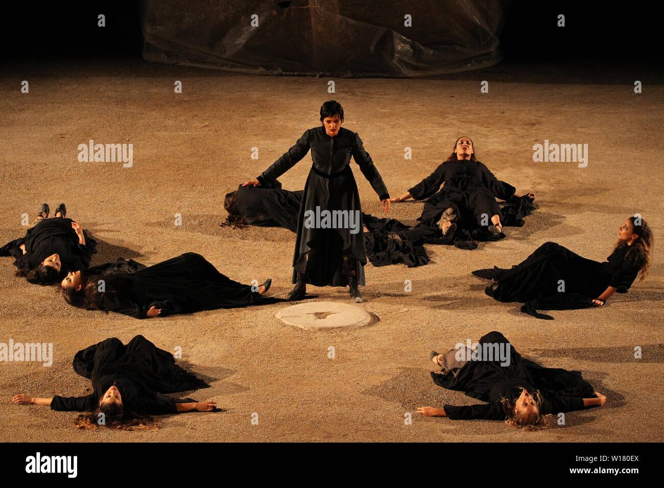 Ancient greek actors hi-res stock photography and images - Alamy