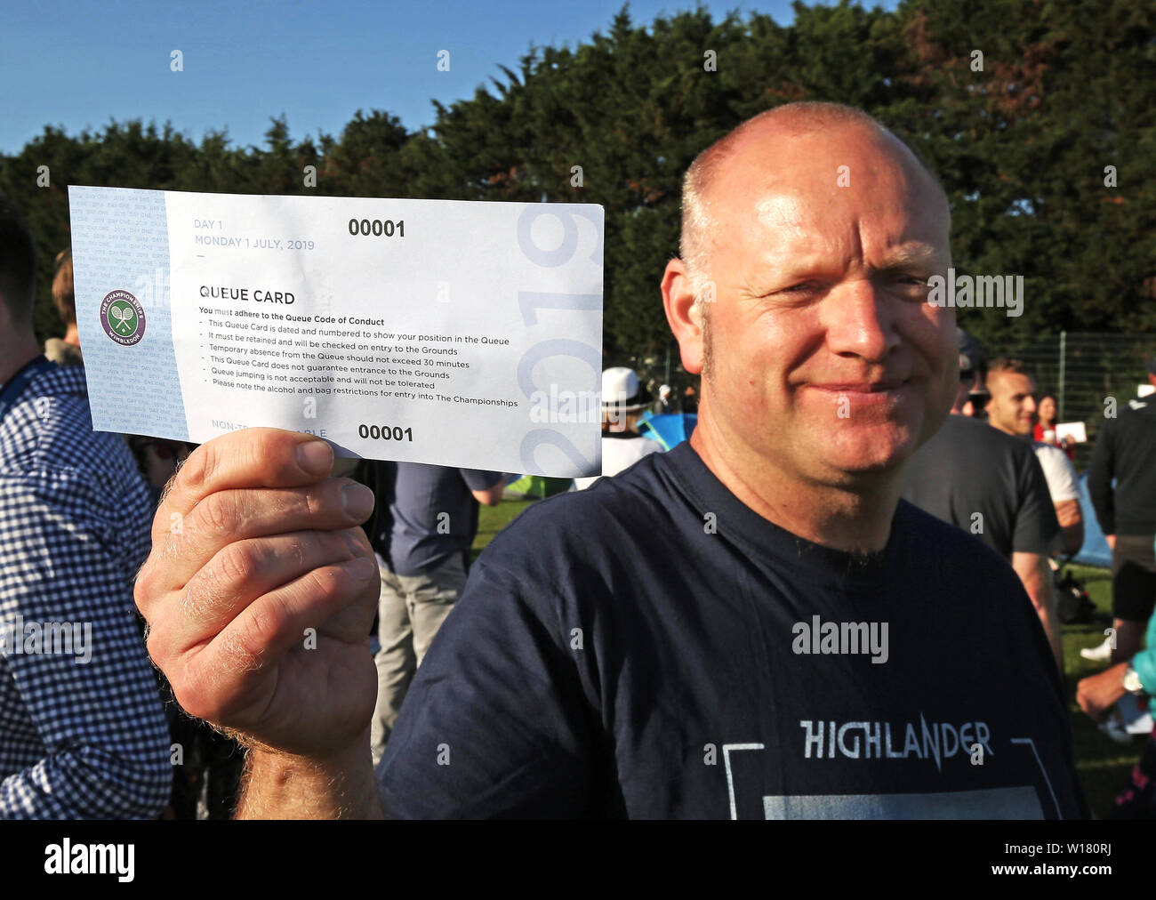 Queue card number one hi-res stock photography and images - Alamy