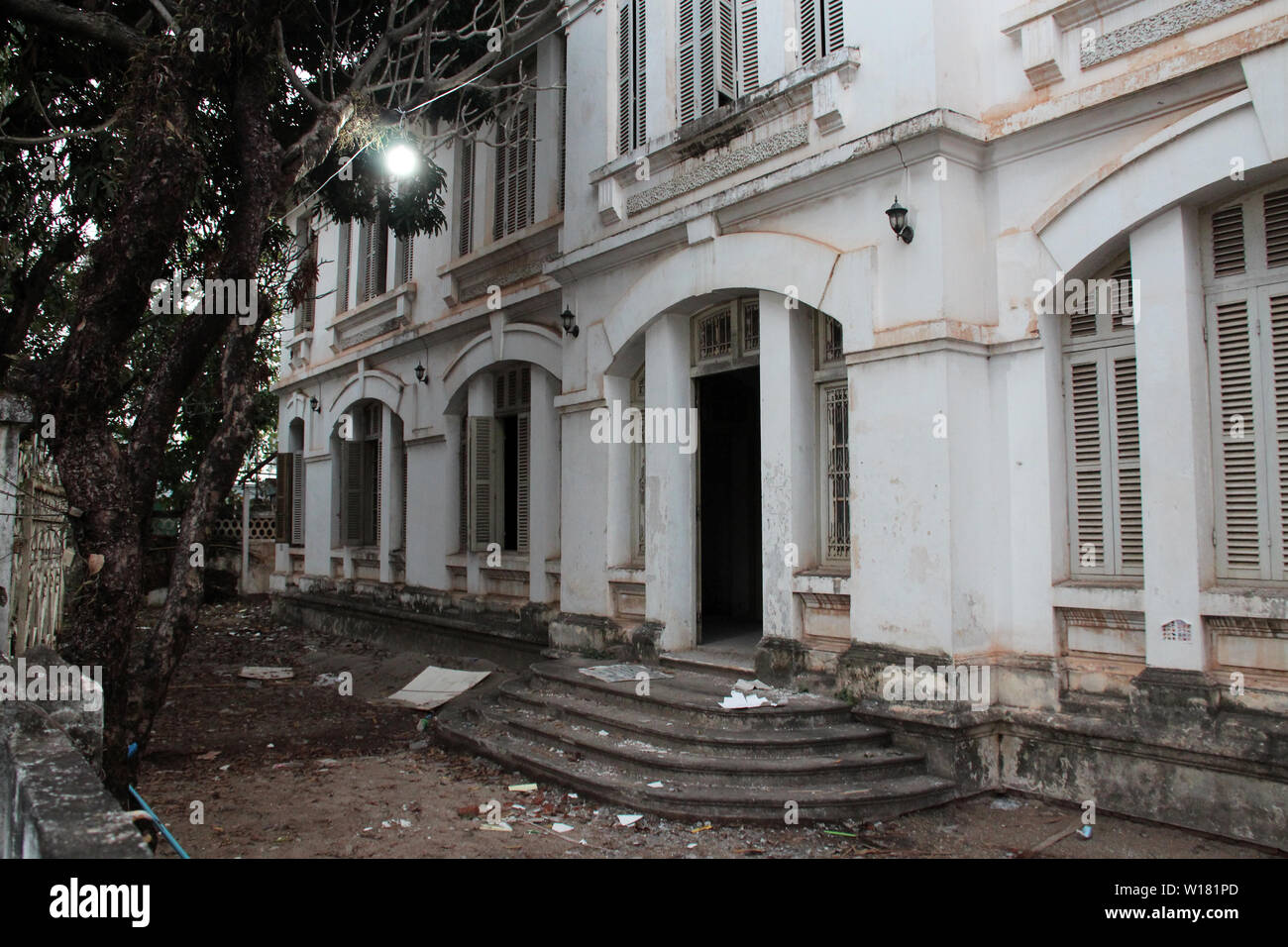 abandoned colonial building in vientiane (laos Stock Photo - Alamy