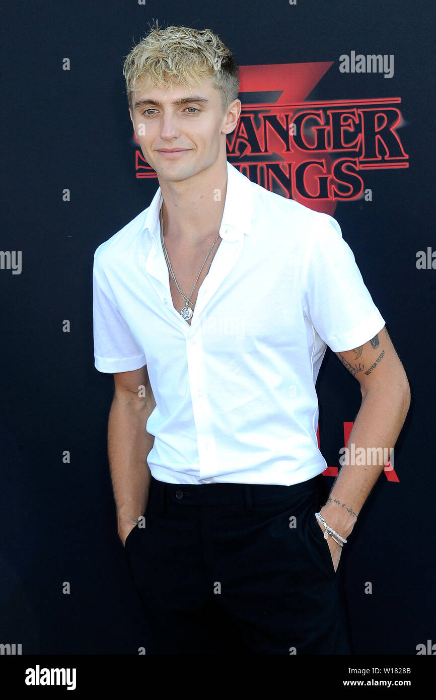 Hart Denton at the world premiere of Season 3 of the Netflix TV series ...