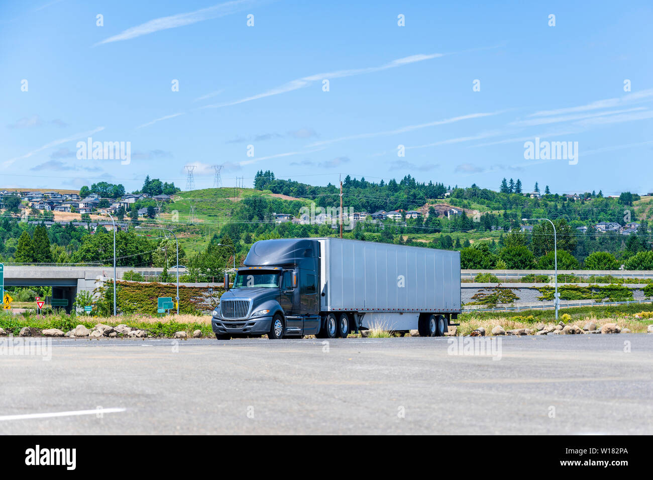 Big rig dark gray professional industrial bonnet long haul semi truck ...