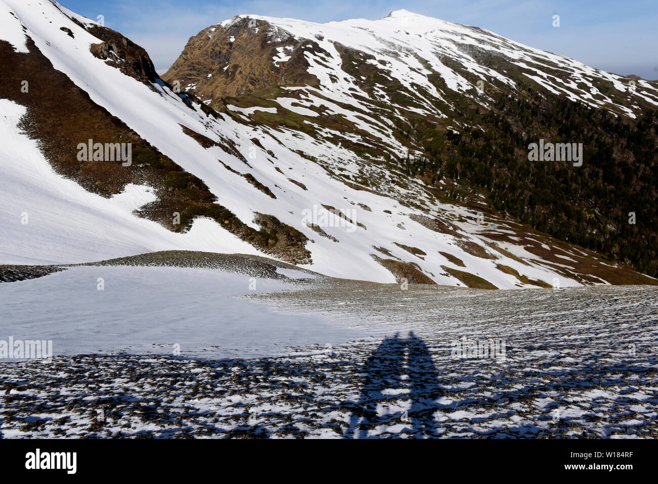 Unexplored trails hi-res stock photography and images - Alamy