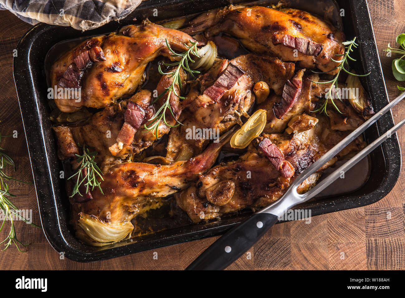 Rabbit hunting vintage hi-res stock photography and images - Alamy