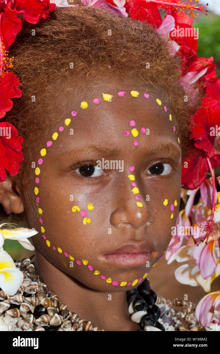 Papua new guinea tribe hi-res stock photography and images - Alamy