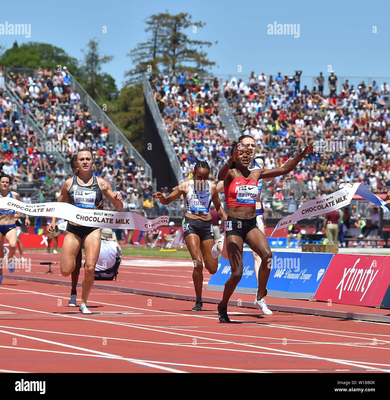 Faith Kipyegon wins during a women's 1500m Diamond League Athletics ...