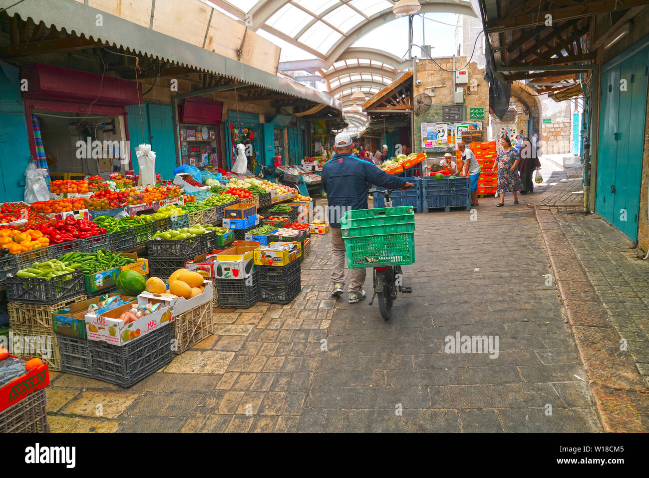A market, or marketplace Stock Photo - Alamy