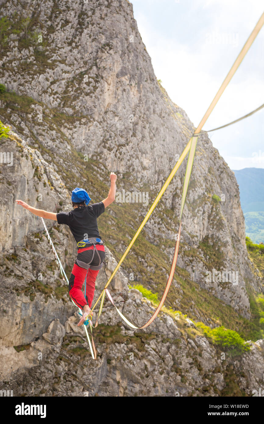 Slackline walker hi-res stock photography and images - Alamy