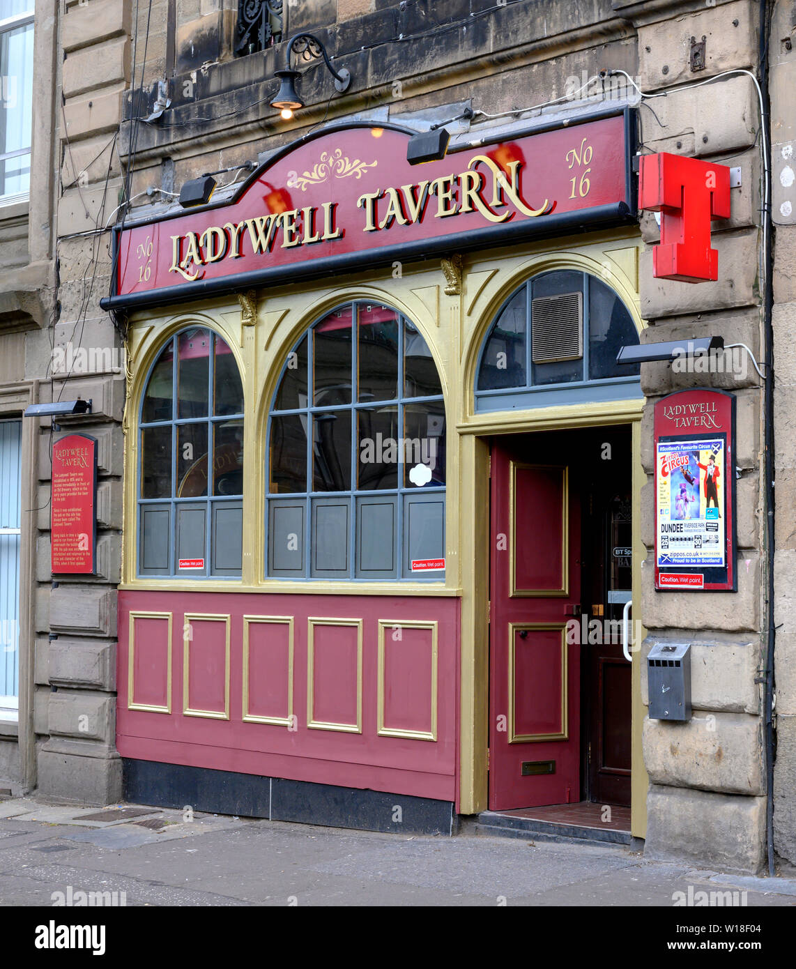 Ladywell tavern dundee hi-res stock photography and images - Alamy