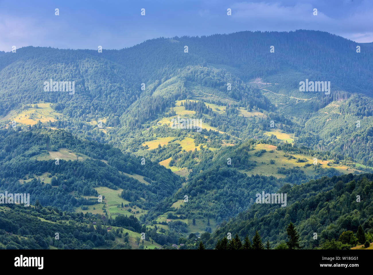 Beautiful summer mountain landscape hi-res stock photography and images ...