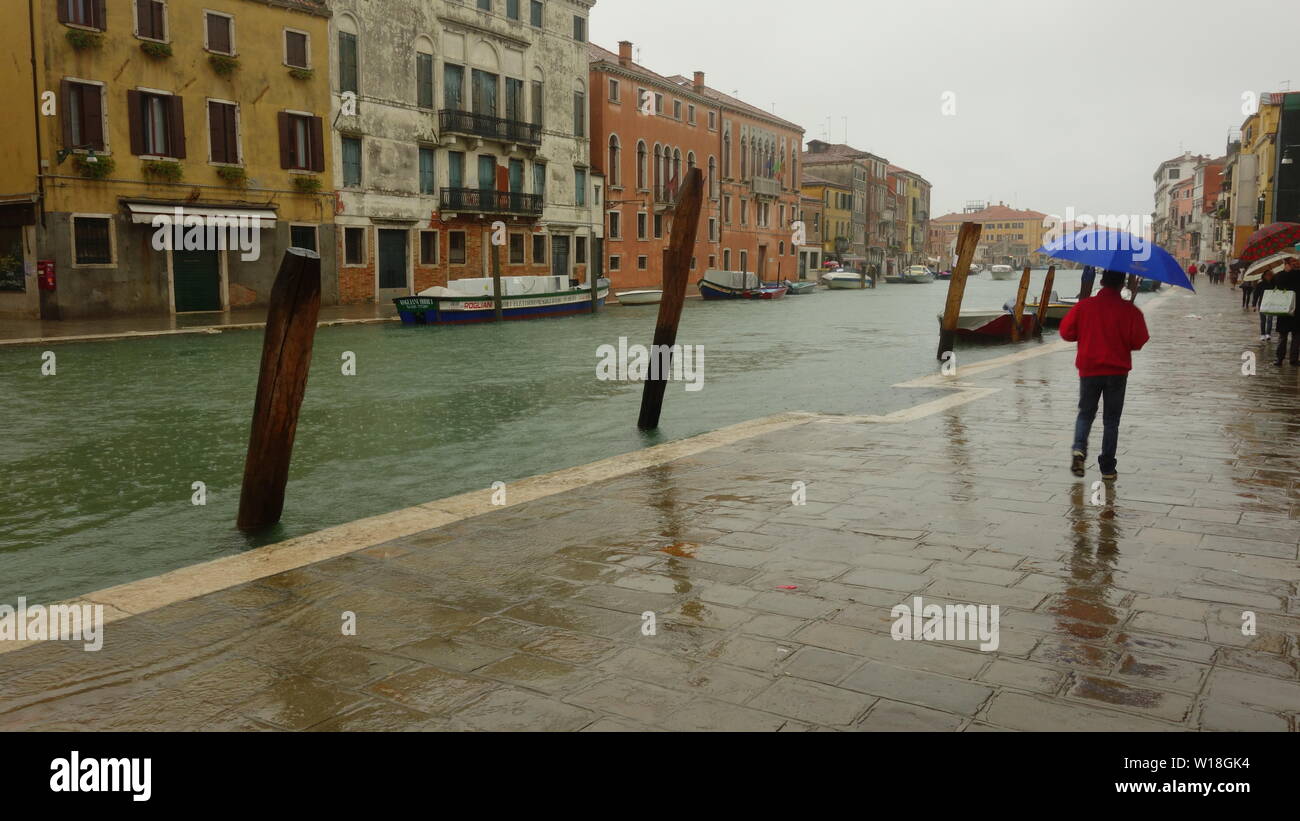 Venice street scenes Stock Photo - Alamy