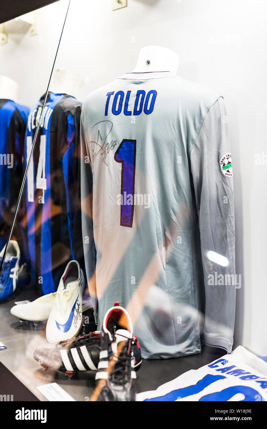 Champions league trophy inter hi-res stock photography and images - Alamy