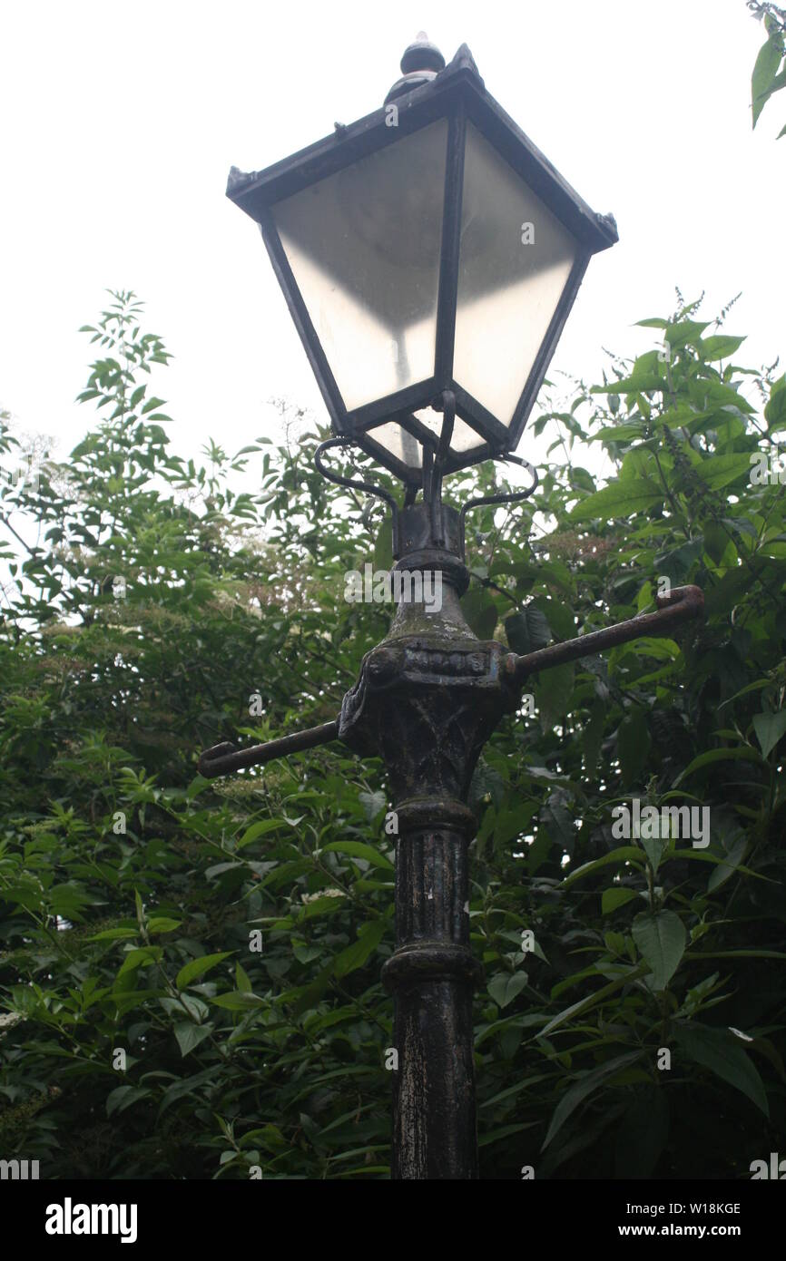 Victorian gas lamp hi-res stock photography and images - Alamy