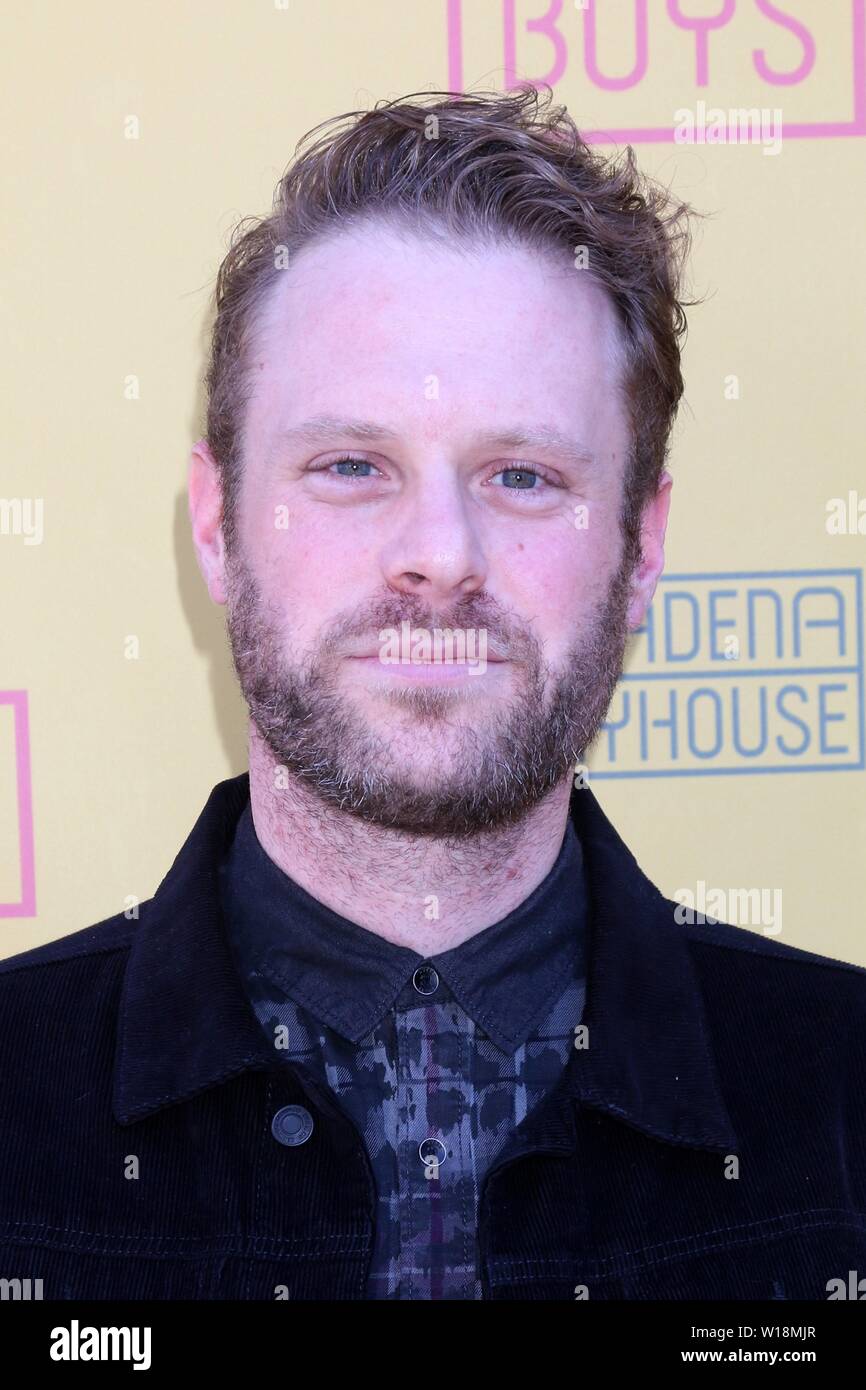 Dylan saunders hi-res stock photography and images - Alamy