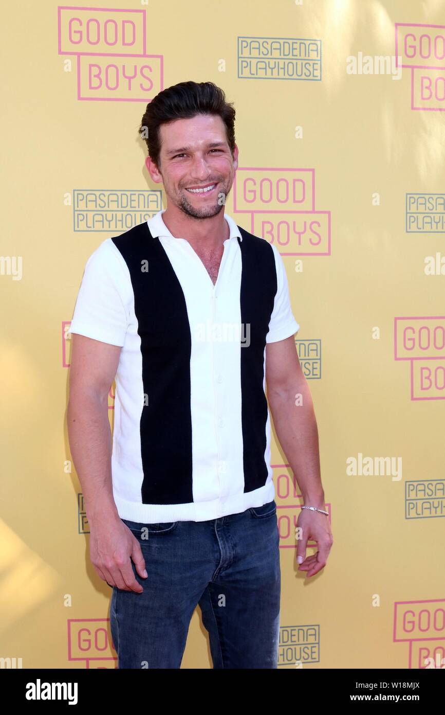 Daren Kagasoff Brother