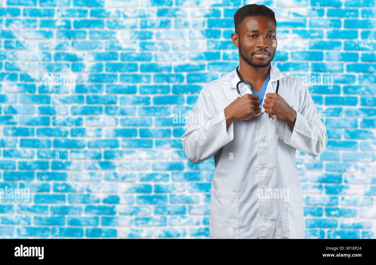 African doctor portrait Stock Photo - Alamy