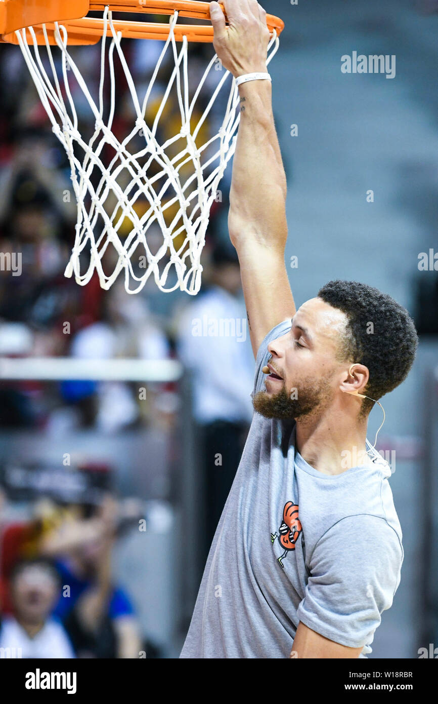 NBA star Stephen Curry of Golden State Warriors attends the 2019 Under ...