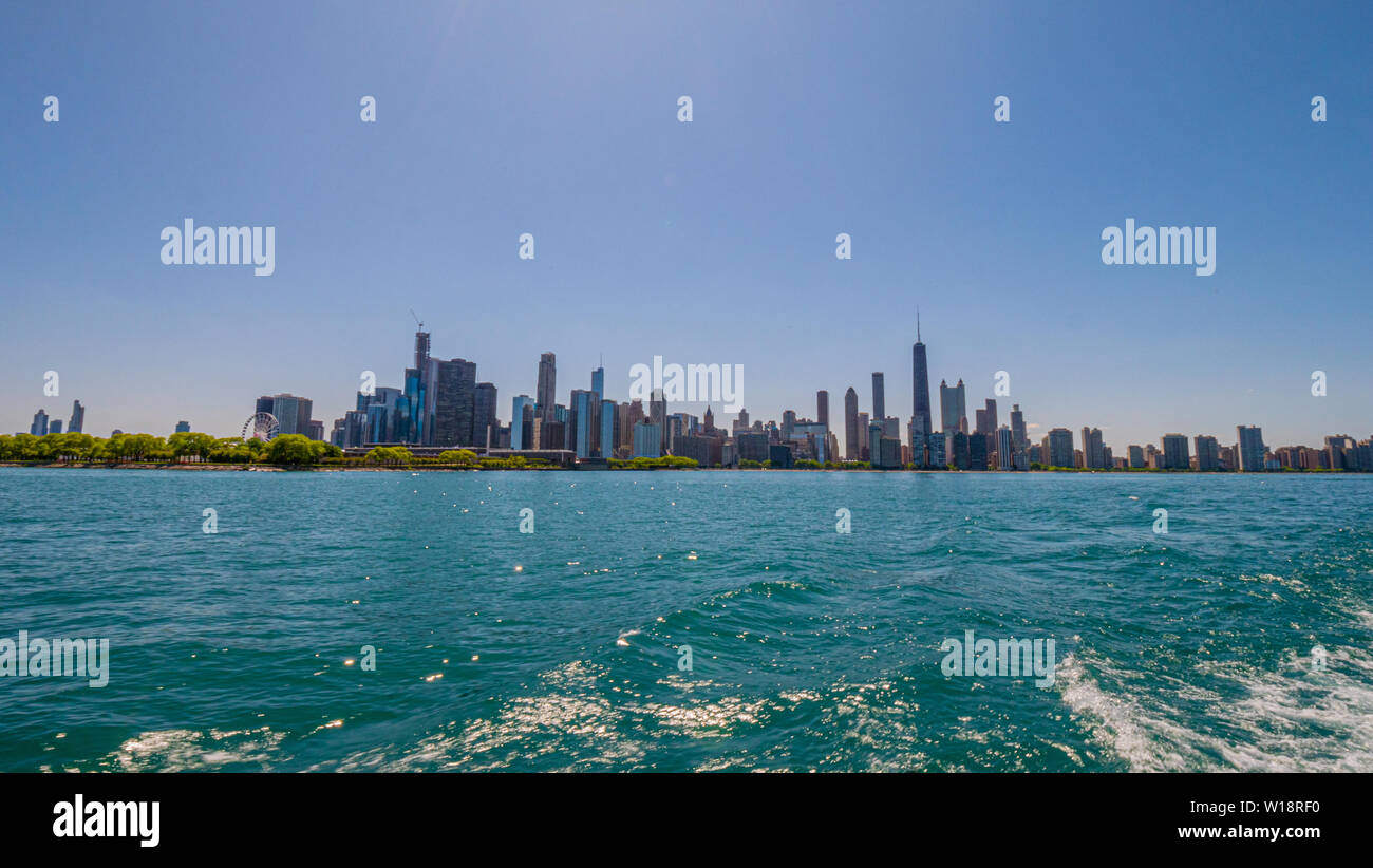 Skyline of Chicago - view from Lake Michigan - CHICAGO, USA - JUNE 12 ...
