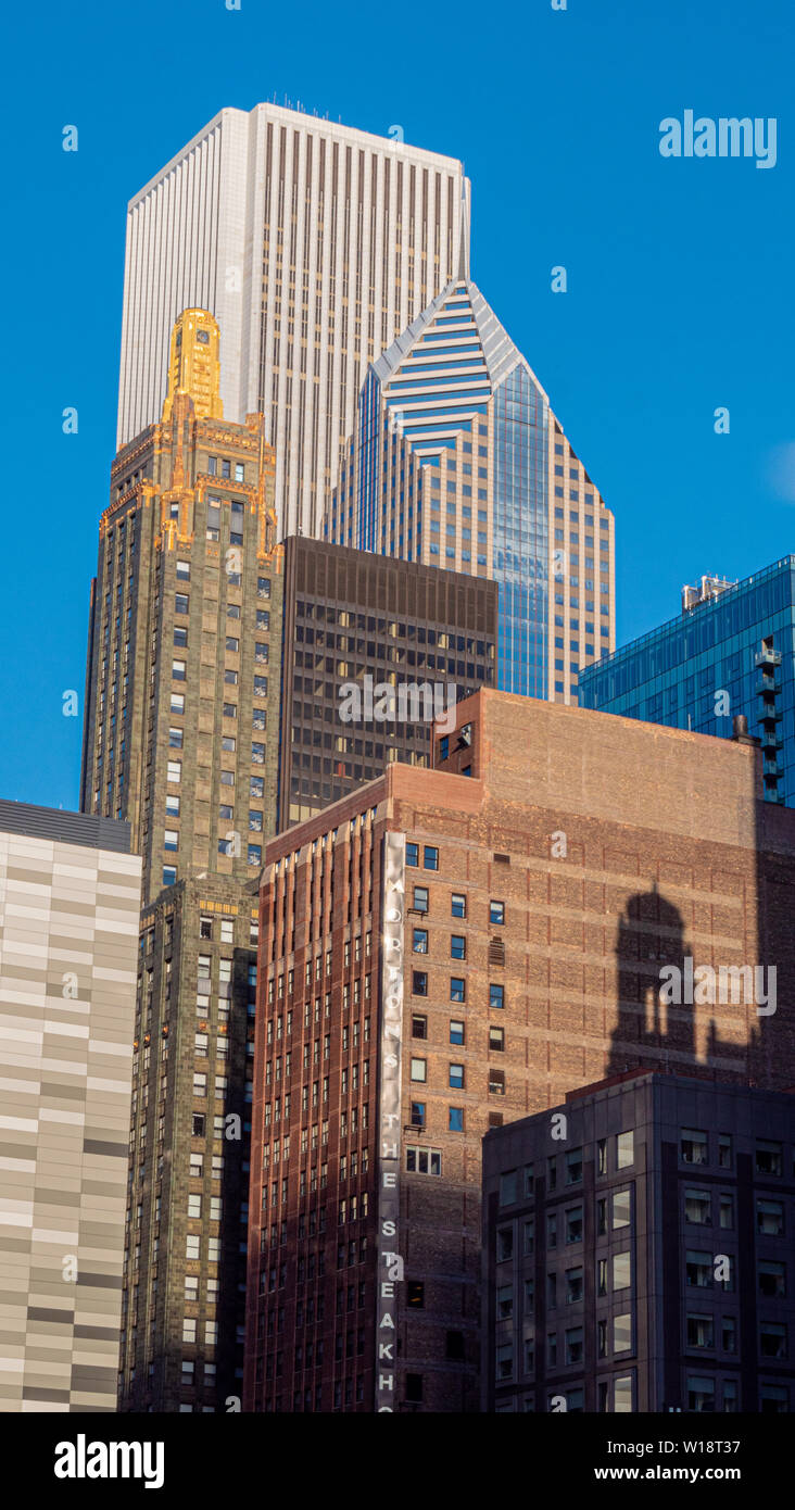 Amazing High rise buildings in Chicago downtown - CHICAGO, USA - JUNE ...