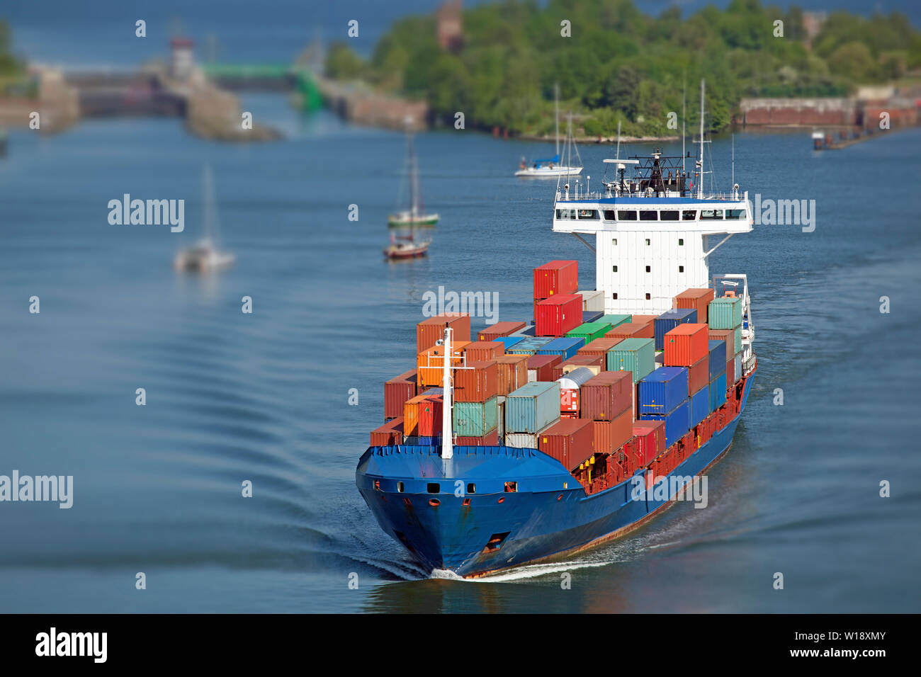 Cargo Shift High Resolution Stock Photography and Images - Alamy