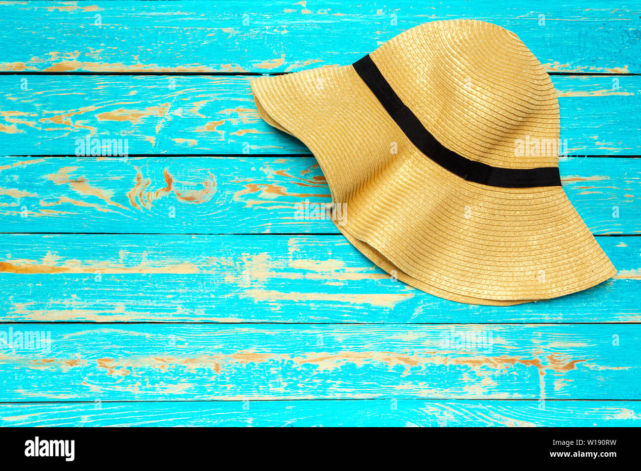 top view beach hat Stock Photo - Alamy