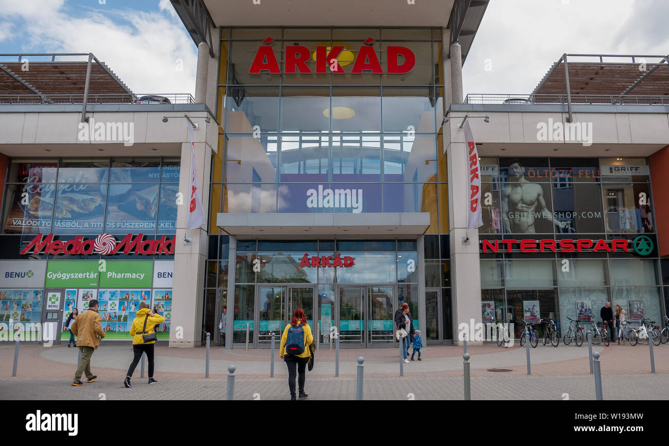 Gyor Hungary 05 07 2019 people go to the arkad shopping center in Győr ...