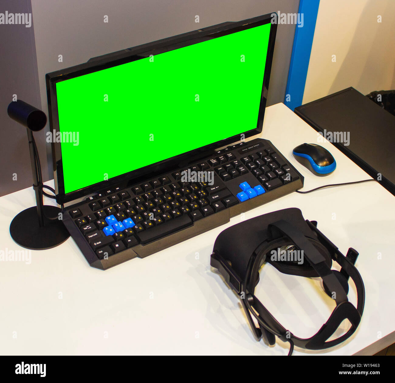 VR virtual reality glasses with monitor and green screen Stock Photo ...