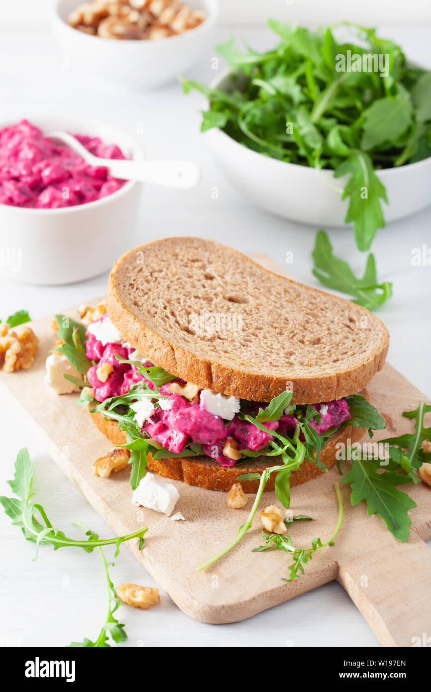 Feta cheese sandwich hi-res stock photography and images - Alamy