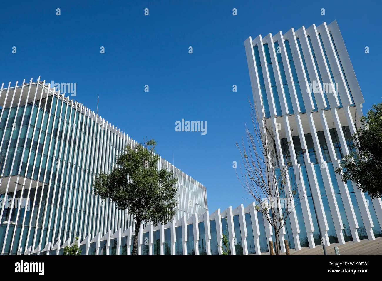 EDP Headquarters designed by architects Aires Mateus modern ...