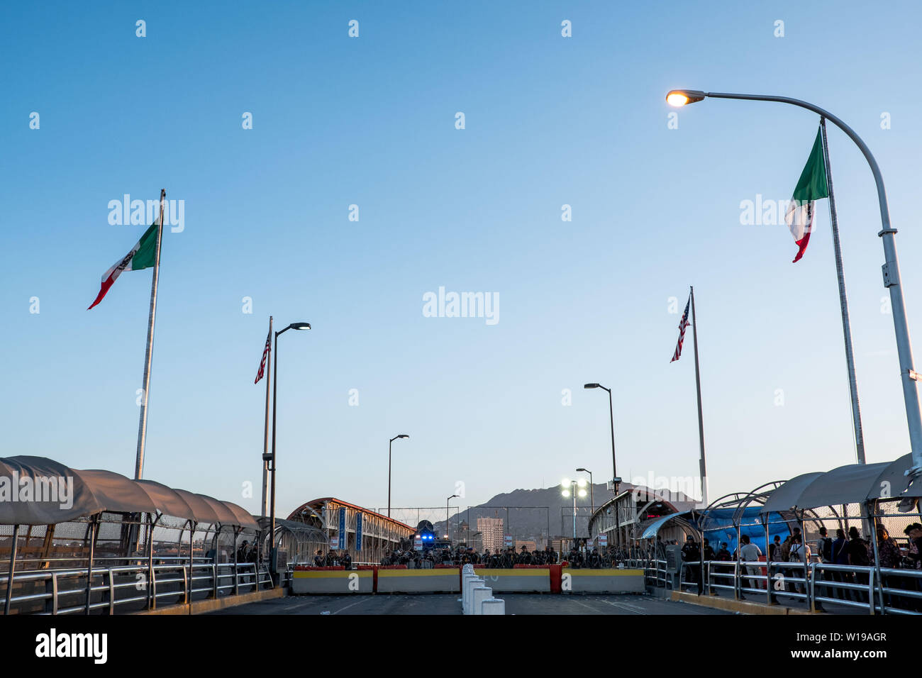 Bridge el paso juarez hi-res stock photography and images - Alamy