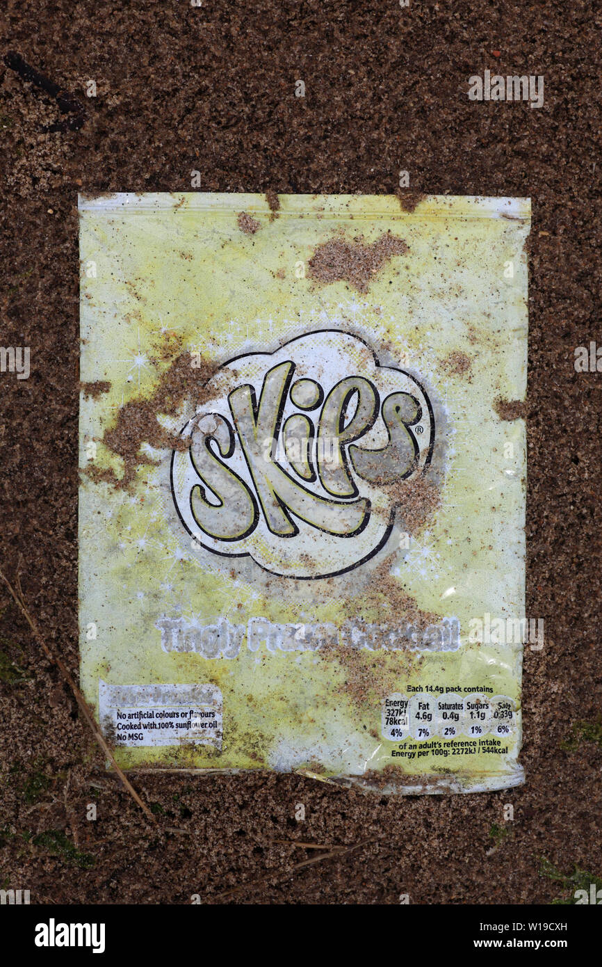 Crisp Packet Waste High Resolution Stock Photography and Images - Alamy