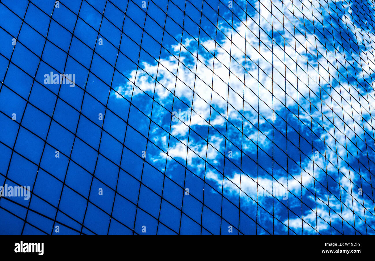 String netting hi-res stock photography and images - Alamy