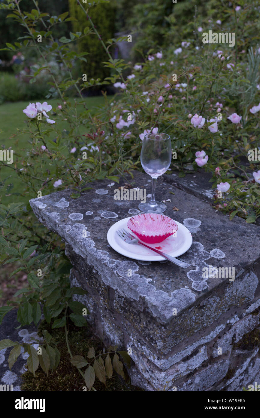 Aftermath birthday party hi-res stock photography and images - Alamy