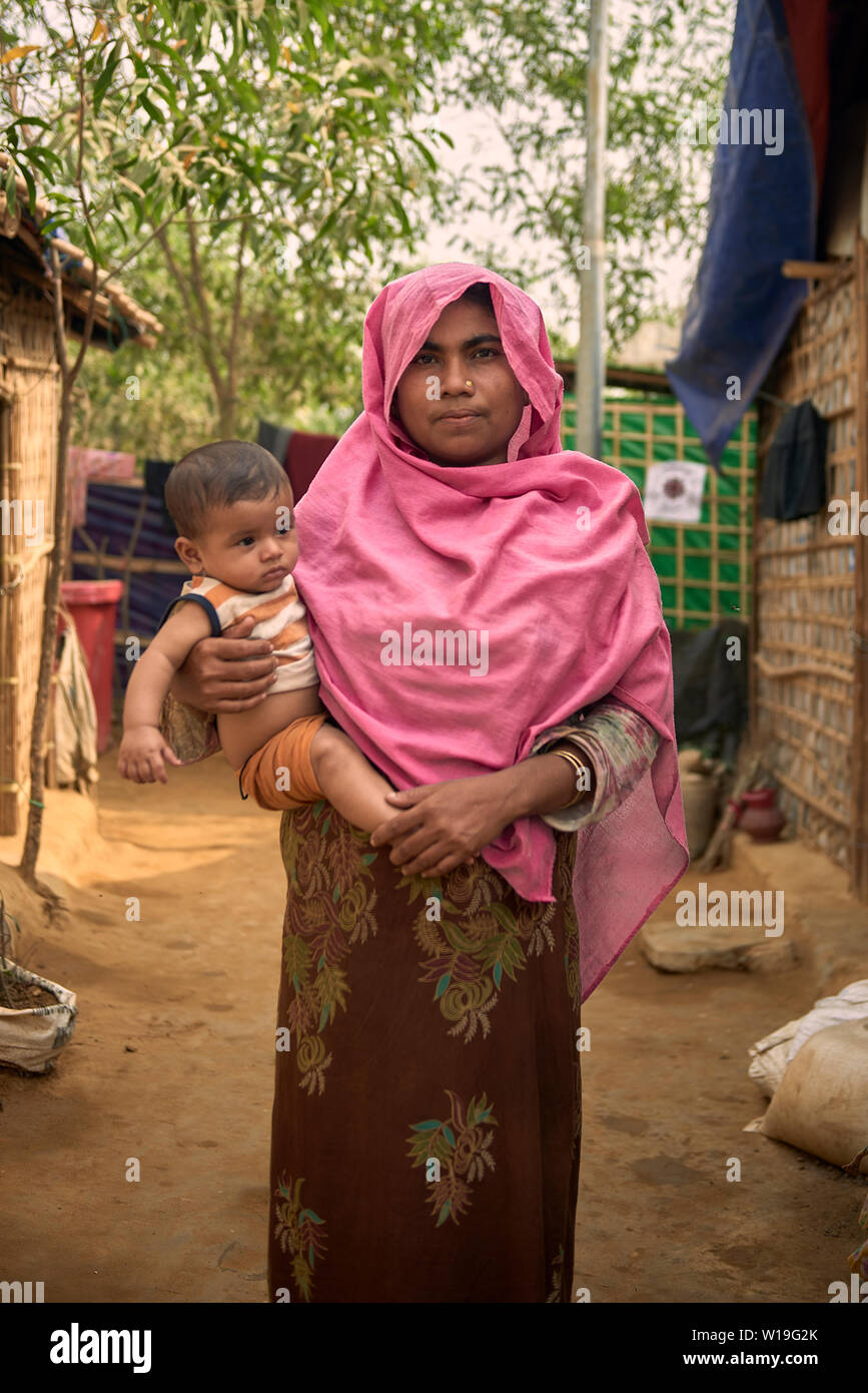 Rohingya woman hi-res stock photography and images - Alamy