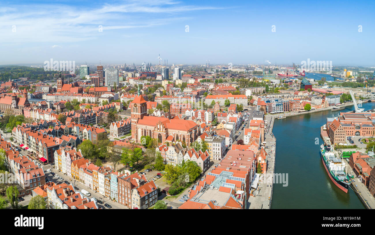 Panorama of Gdańsk with the Motława River. Old town from a bird's eye ...