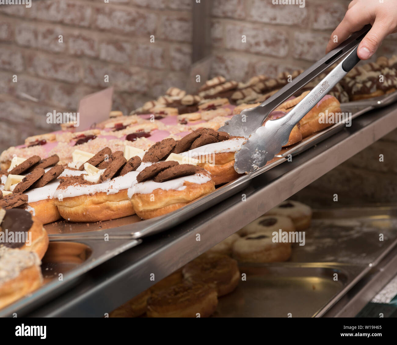 Pick up doughnuts hi-res stock photography and images - Alamy