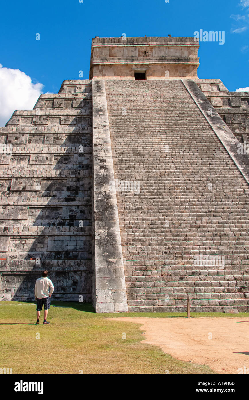 El Castillo, The Castle, Chichen Itza Stock Photo - Alamy
