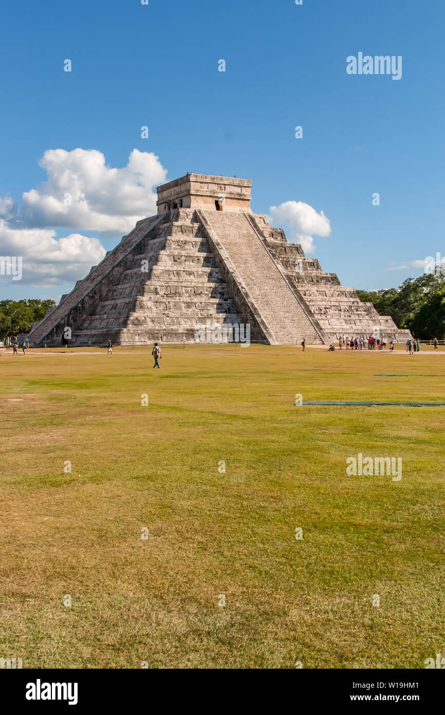 El Castillo, The Castle, Chichen Itza Stock Photo - Alamy