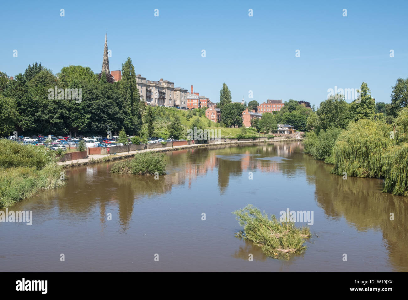 English riverside hi-res stock photography and images - Alamy