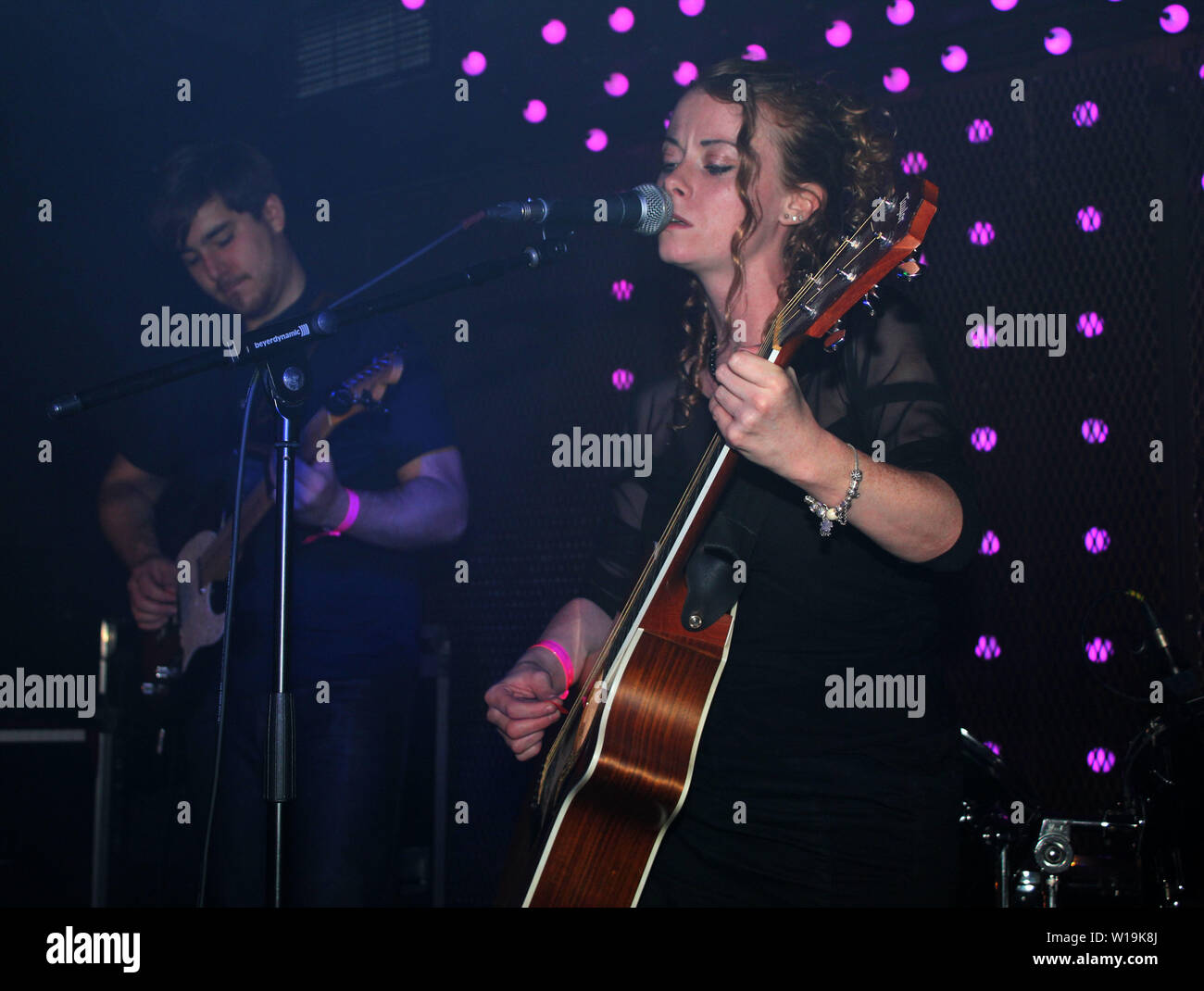 London.UK. Fern McNulty and Faanamusic (Faana Soukup) of Foxpalmer ...