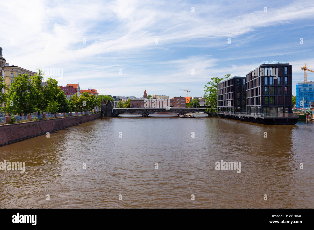 Waterfront view of the Wroclaw / Odra river Stock Photo - Alamy