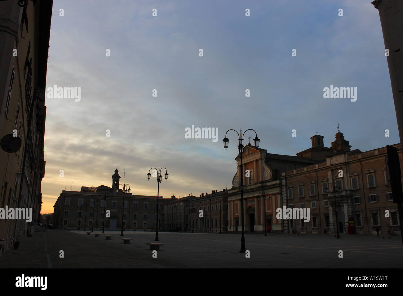 La lora hi-res stock photography and images - Alamy