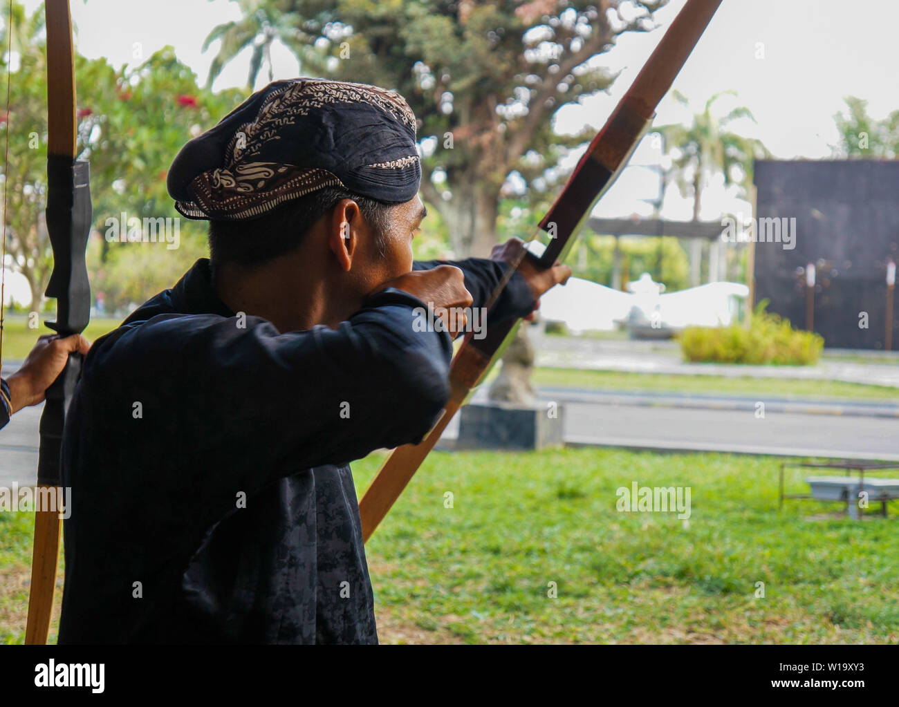 Javanese practicing Jemparingan, Mataram Kingdom's traditional archery ...