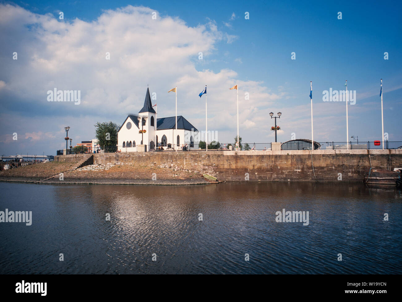 Cardiff bay from water hi-res stock photography and images - Alamy