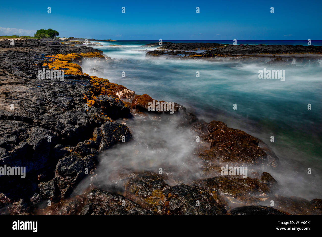 Cut in the rock hi-res stock photography and images - Alamy