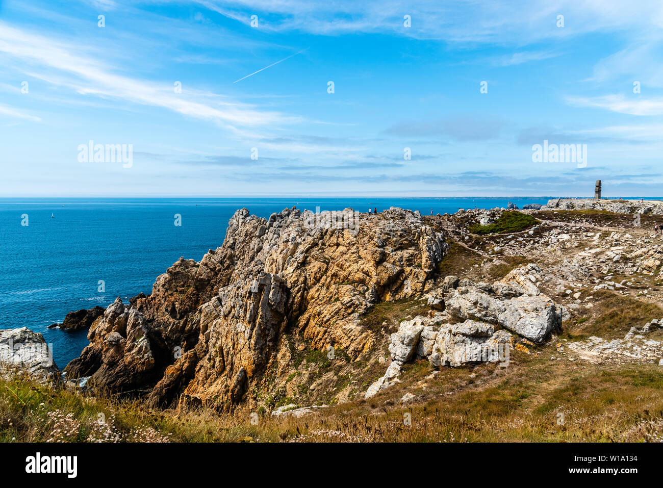 Point of Pen-Hir (Pointe de Pen-Hir) and the monument to the Bretons of ...