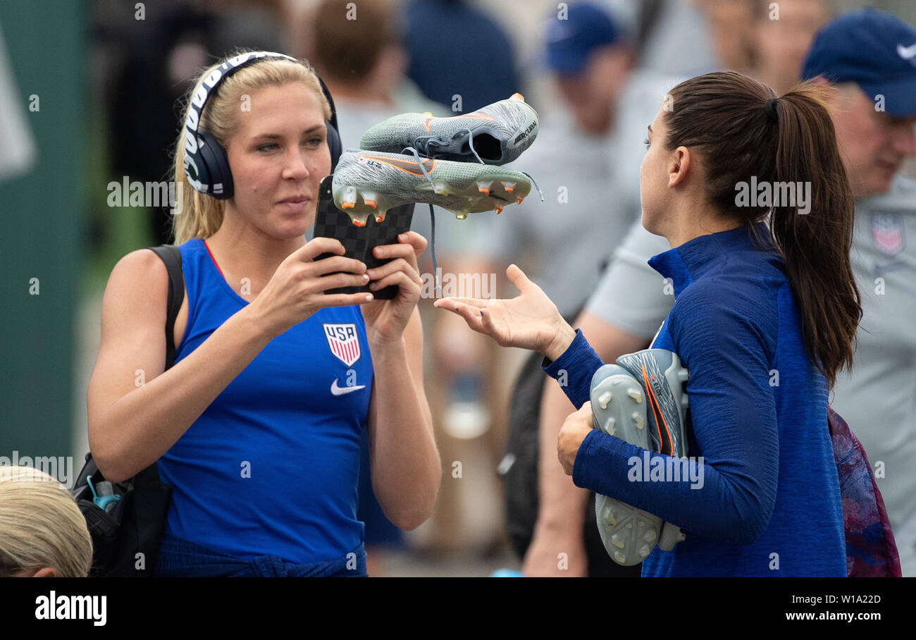 Allie long hi-res stock photography and images - Alamy
