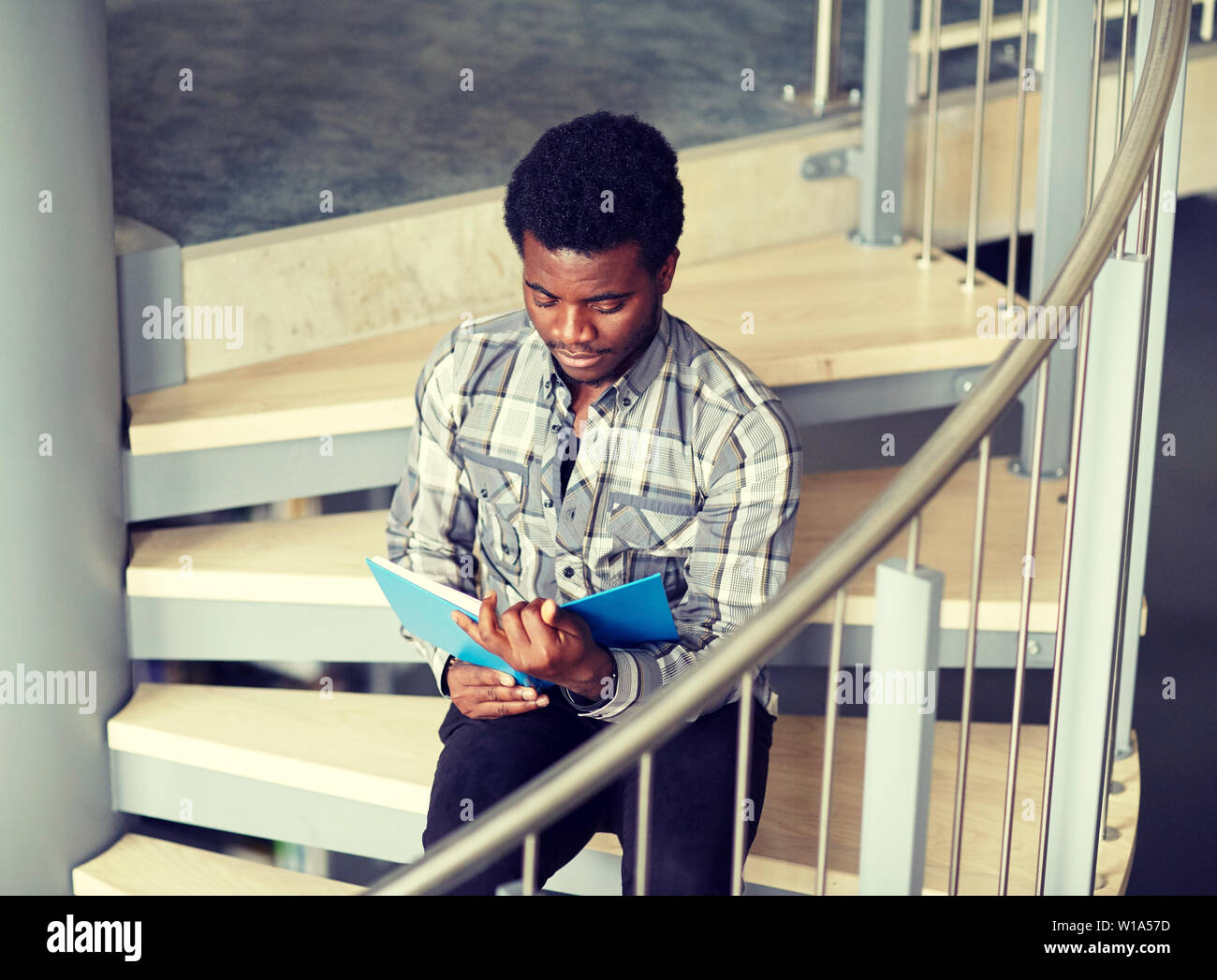 Reading stairs hi-res stock photography and images - Alamy